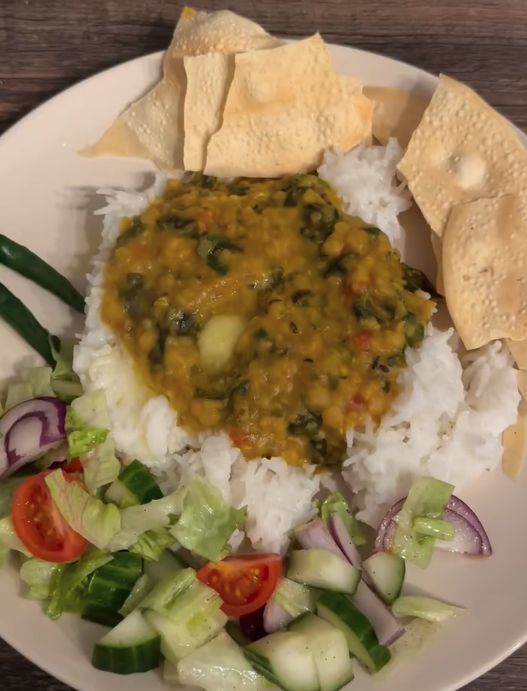 Healthy and Simple Spinach Dal Rice Recipe - The Loyal Foodies